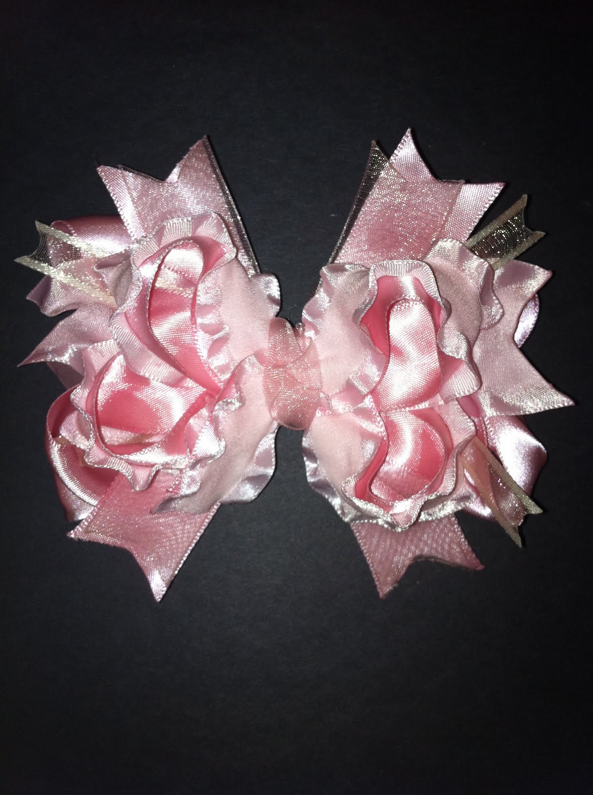 Precious Treasures Bowtique: Fancy Bows!!