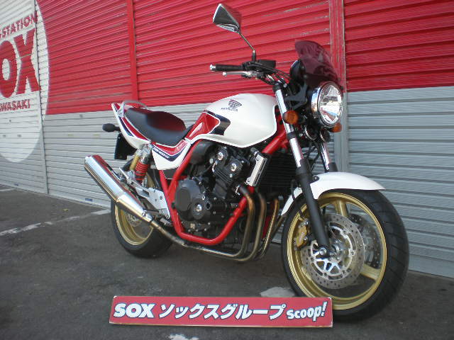 SOX川崎店ﾌﾞﾛｸﾞ: CB400SF Revo 入荷しました！
