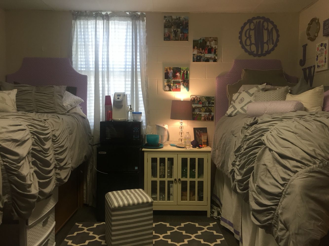 Small-budget Dorm Room Designs