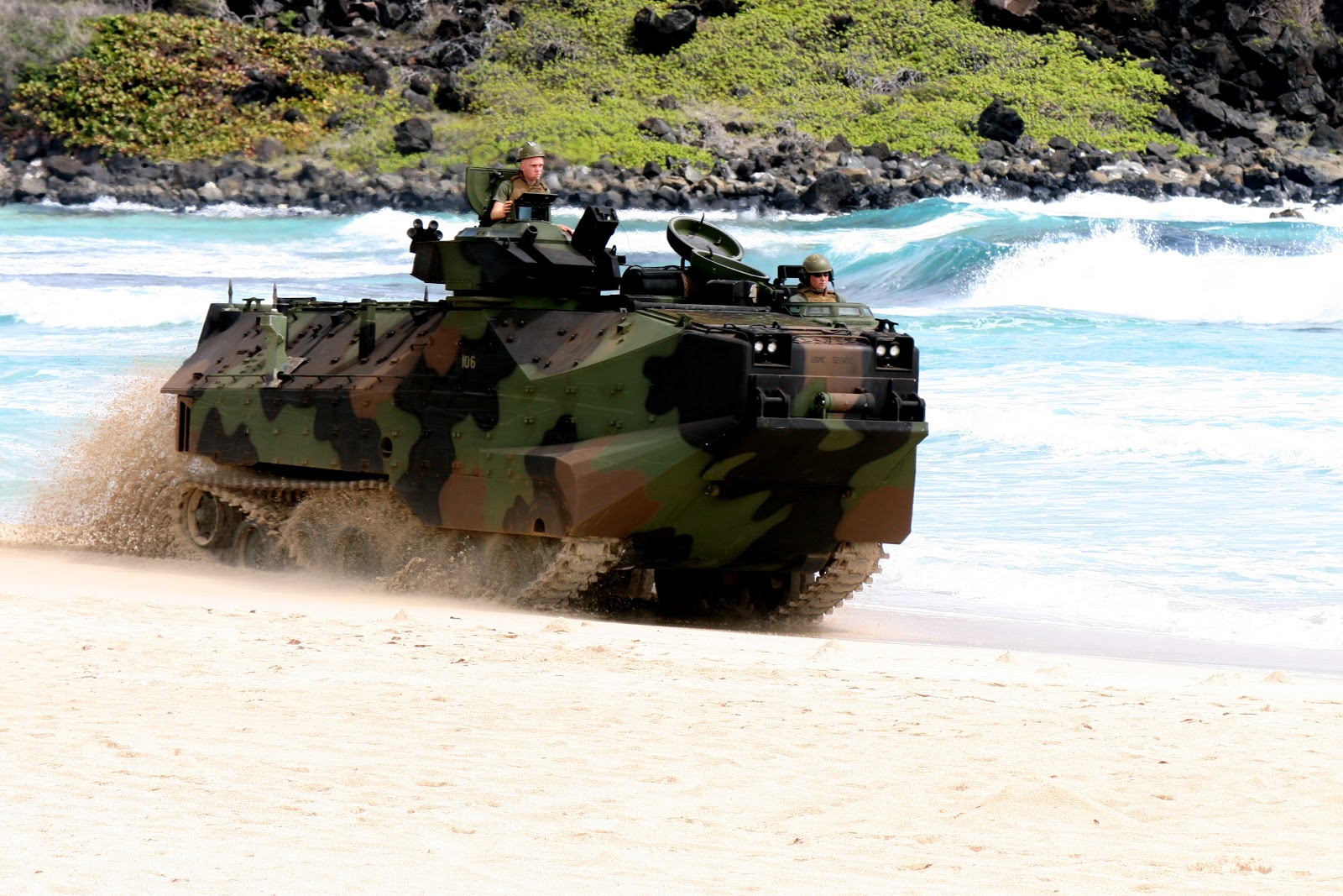 SNAFU!: Amphibious Combat Vehicle on life support?