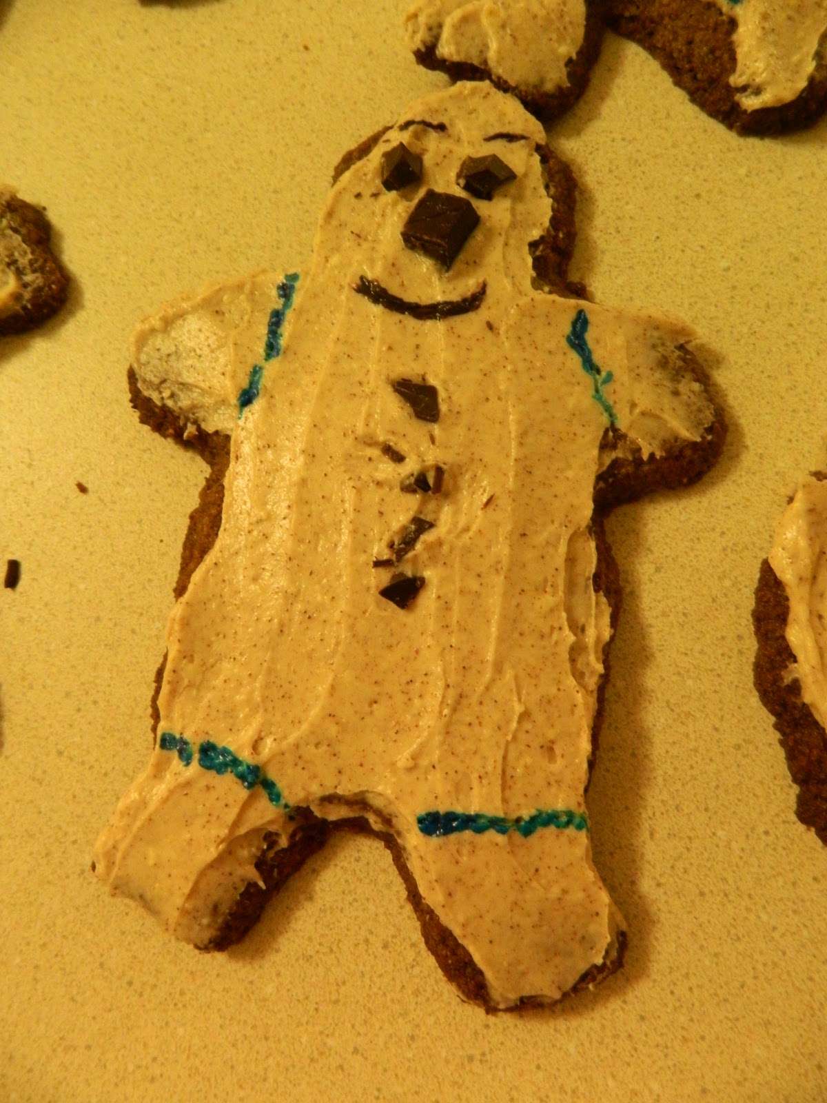 Ginny's Low Carb Kitchen: Gingerbread Men