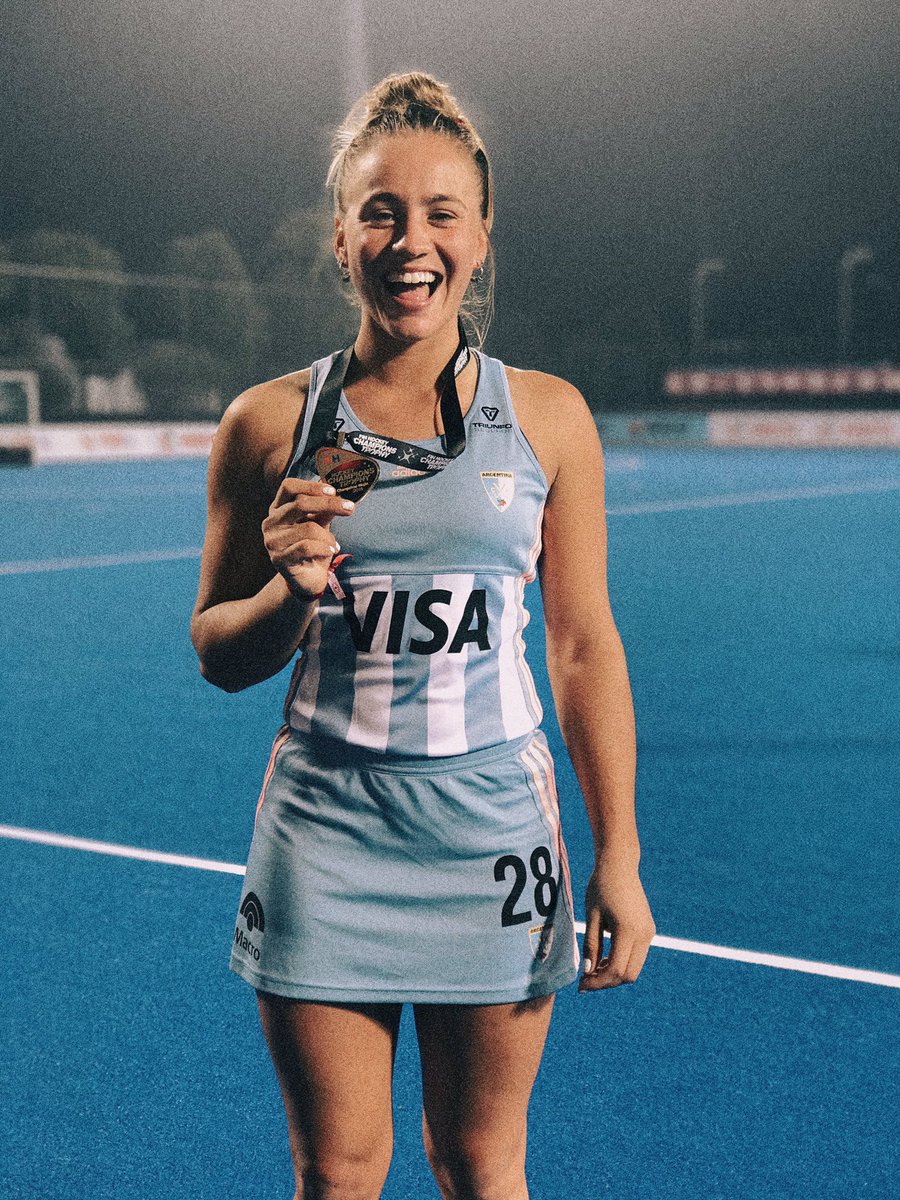 BONITAS ARGENTINAS Y DEL MUNDO: JULIETA JANKUNAS DEBUTA A PEDIDO DE LA ...