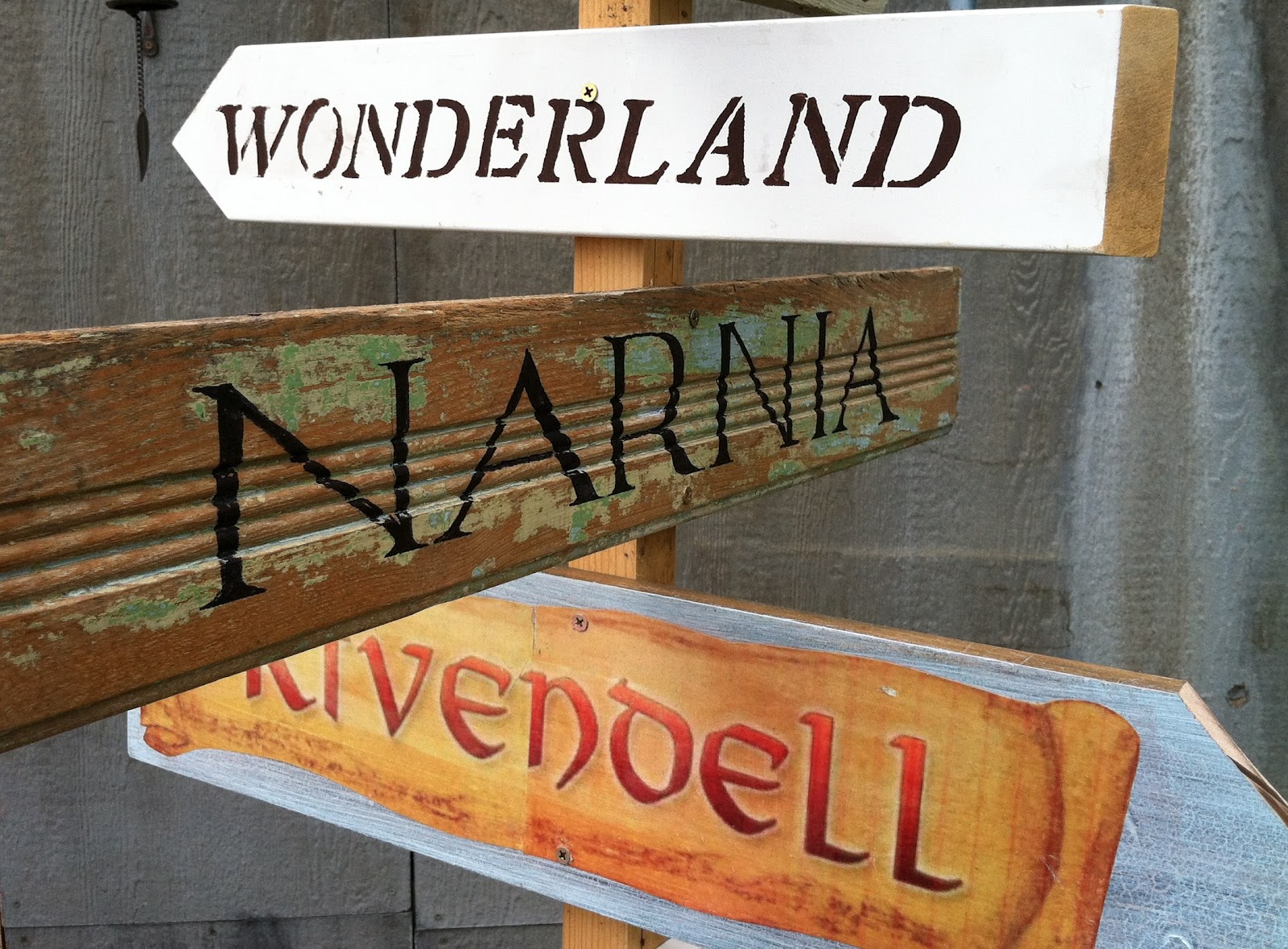 Pollyanna Reinvents: Literary Garden Sign Post!