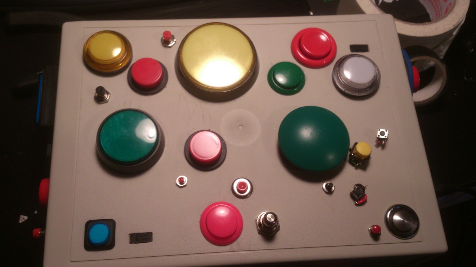 music and audio tech and other finds!: Arduino based button box adventures