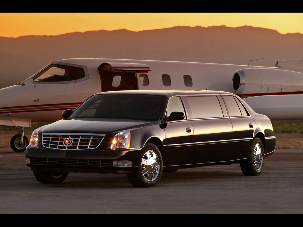 Top 22 Most Beautiful And Amazing LIMOUSINE CAR Wallpapers In HD