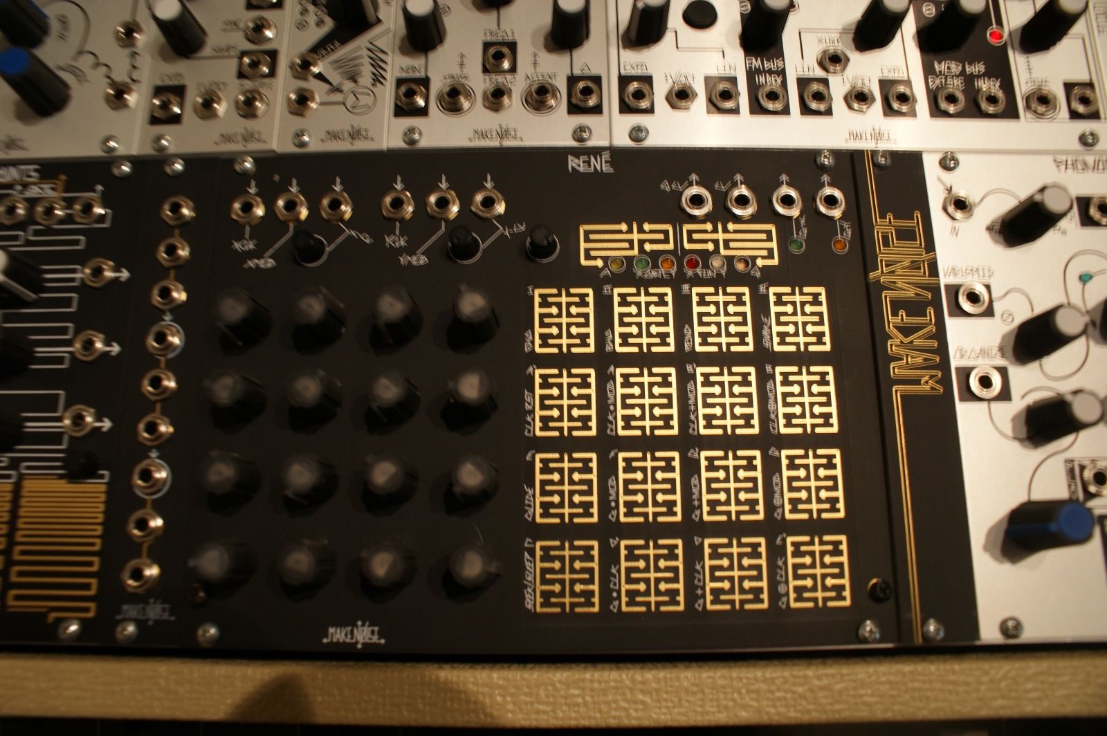 MATRIXSYNTH: Make Noise Shared System - Modular Synthesizer