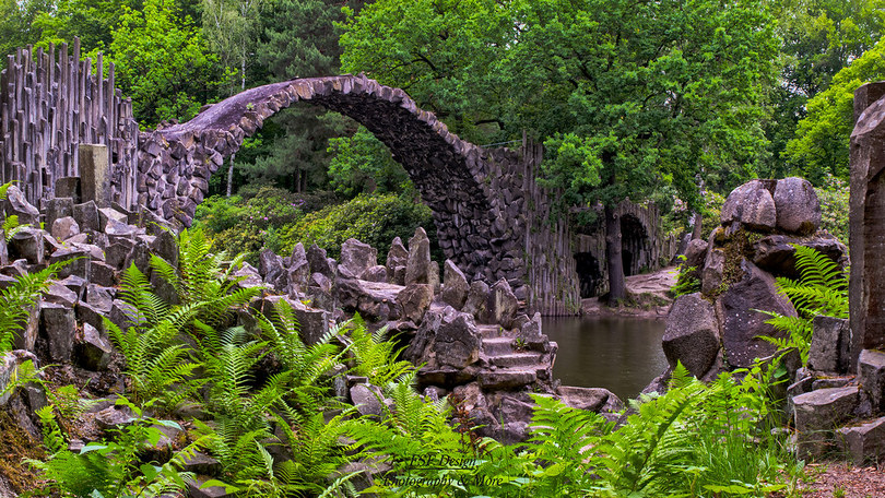 Arch bridge (Rakotzbrucke or devils bridge) in Kromlau, Germany