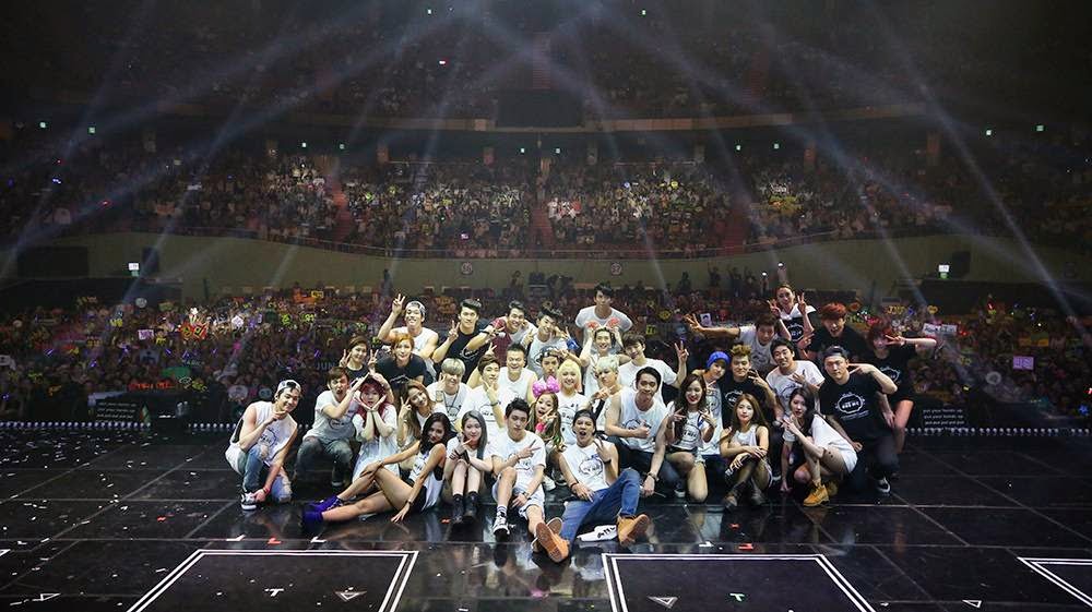 Everything About 2PM: [News] JYP Nation kick off their family concert ...
