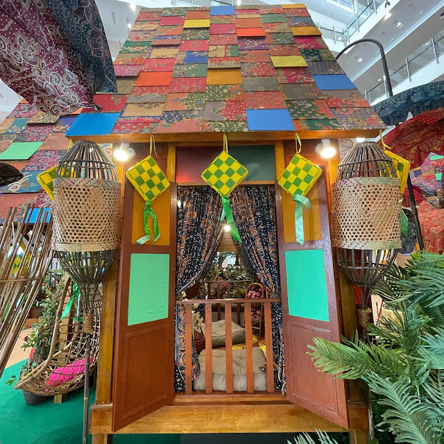 10 Deko Raya Shopping Mall Utama Malaysia 2021, Meriah Bak Ang!