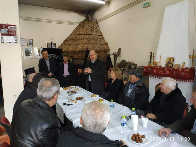ΠΙΕΡΙΚΗ : ΑΓΙΟΣ ΣΠΥΡΙΔΩΝΑΣ: ΕΚΟΨΑΝ ΤΗ ΒΑΣΙΛΟΠΙΤΑ ΟΙ ΣΑΡΑΚΑΤΣΑΝΑΙΟΙ