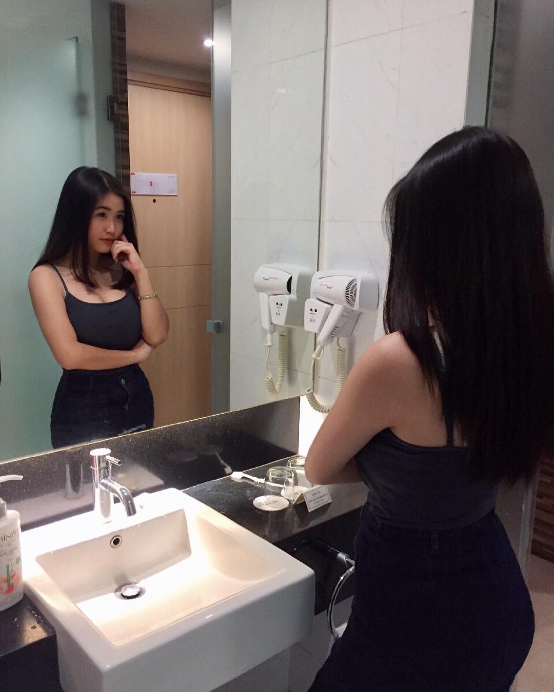 50+ Cewek cantik (selebgram) dengan body yang bikin ngiler setiap ...