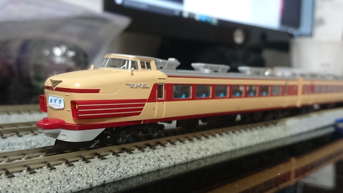 あづみの鉄道の趣味部屋: 入線日記9 KATO 181系 特別急行「あずさ」