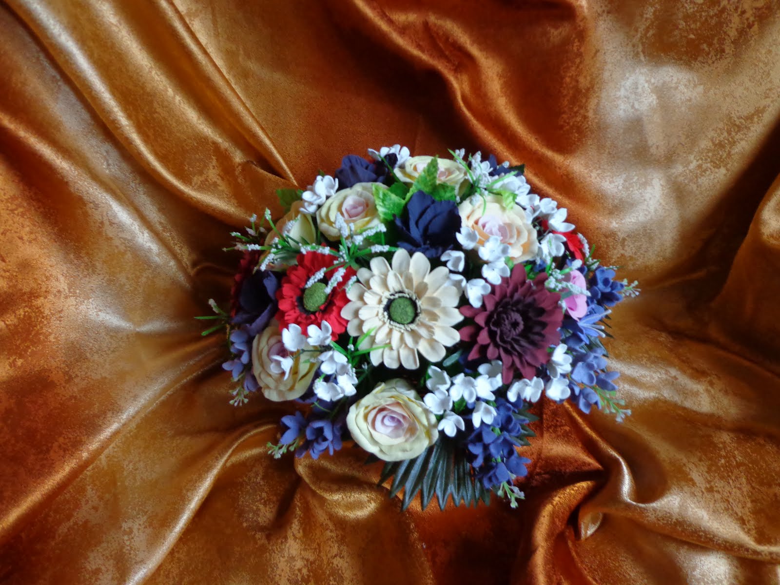 Flori lucrate manual: INCHIRIERI ARANJAMENTE FLORALE