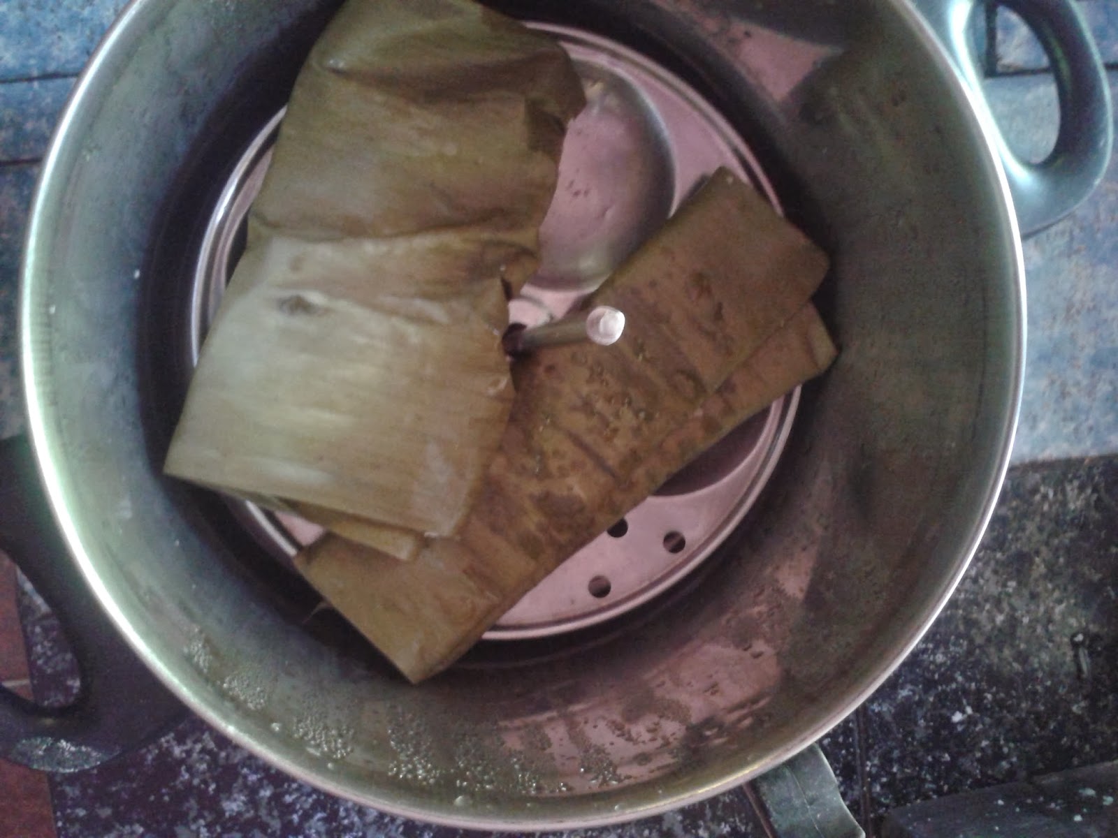 OOTTUPURA - THE RECIPE WORLD...: Nadan Elayada Recipe