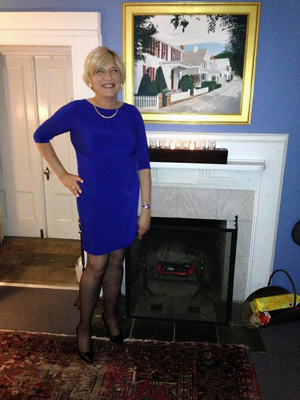 Femulate: Going Out Friday Night Photo