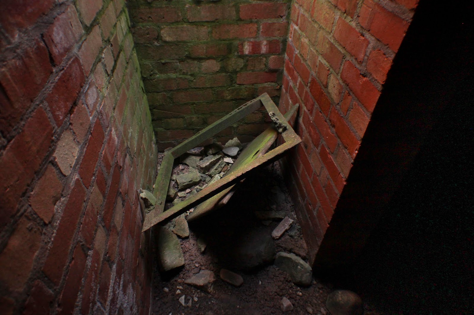 Shrewsbury from where you are not: Atcham Airfield