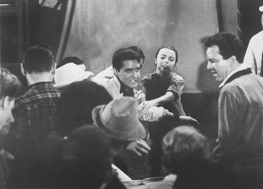 WAYNE'S WORLD OF CINEMA: ROUSTABOUT (1964)