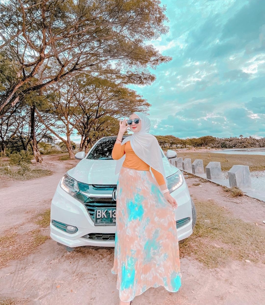 Kumpulan foto + video ukhti nonjol susu sapi perah - UKHTI GEMES