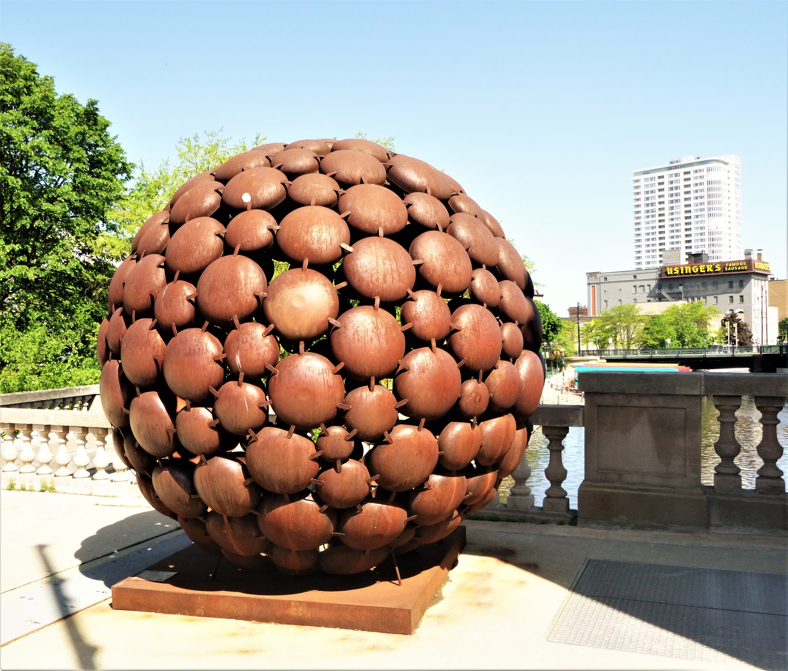 Detritus of Empire: The Cheesehead Apocalypse