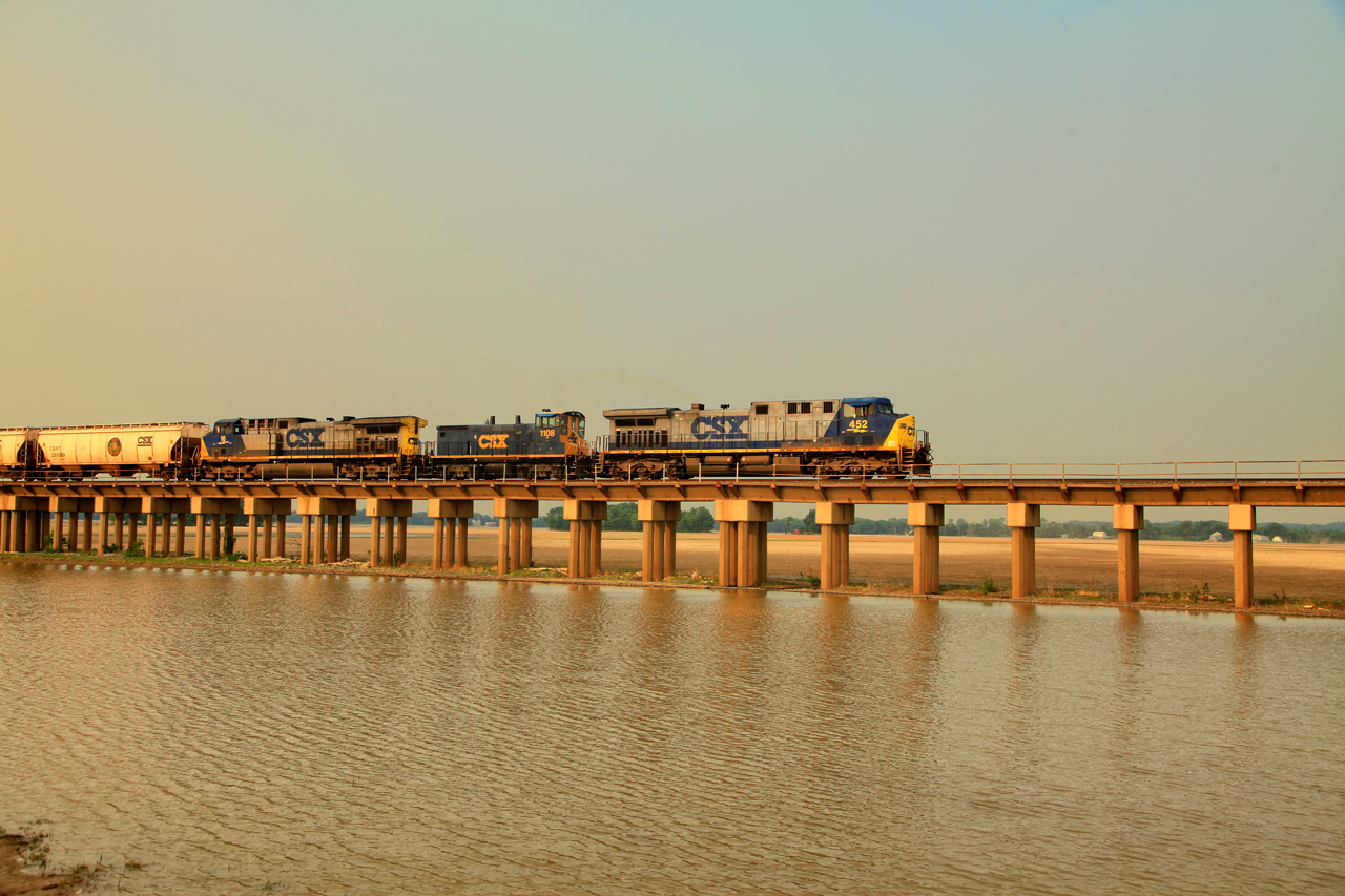 Industrial History: CSX/L&N Henderson Bridge across land and the Ohio River
