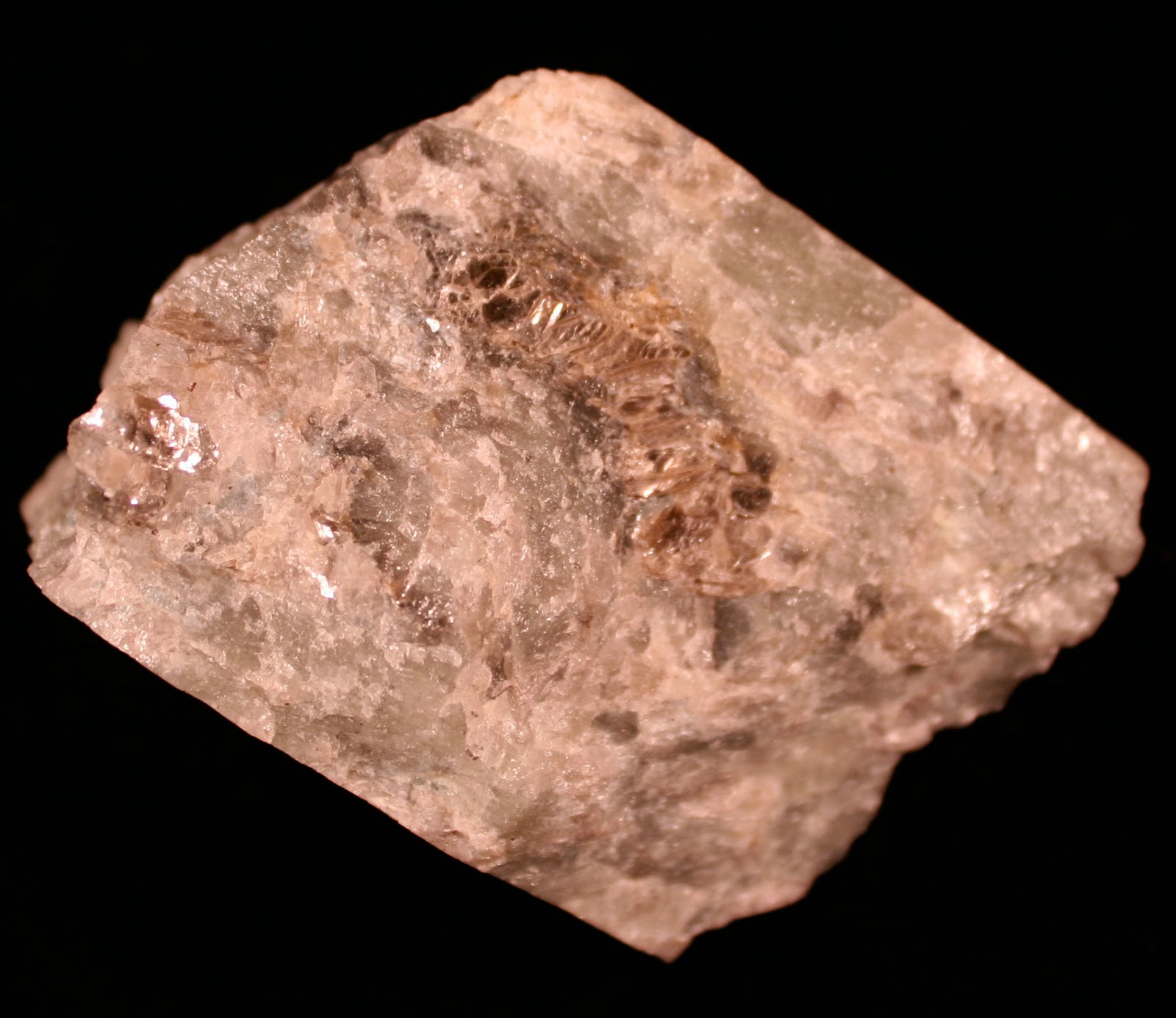 Poppular Photography: Fluorescent Wernerite (Scapolite)