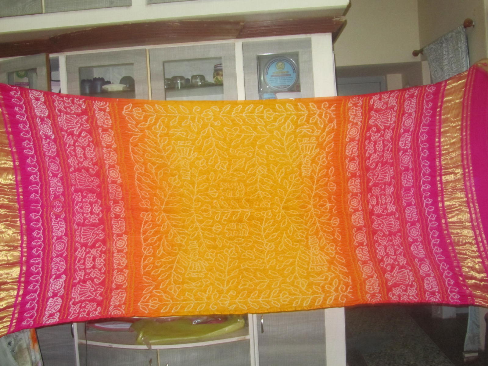 Kutchhi Hand Tie Dyed bandhani , shibori , clamp dyeing , block print ...