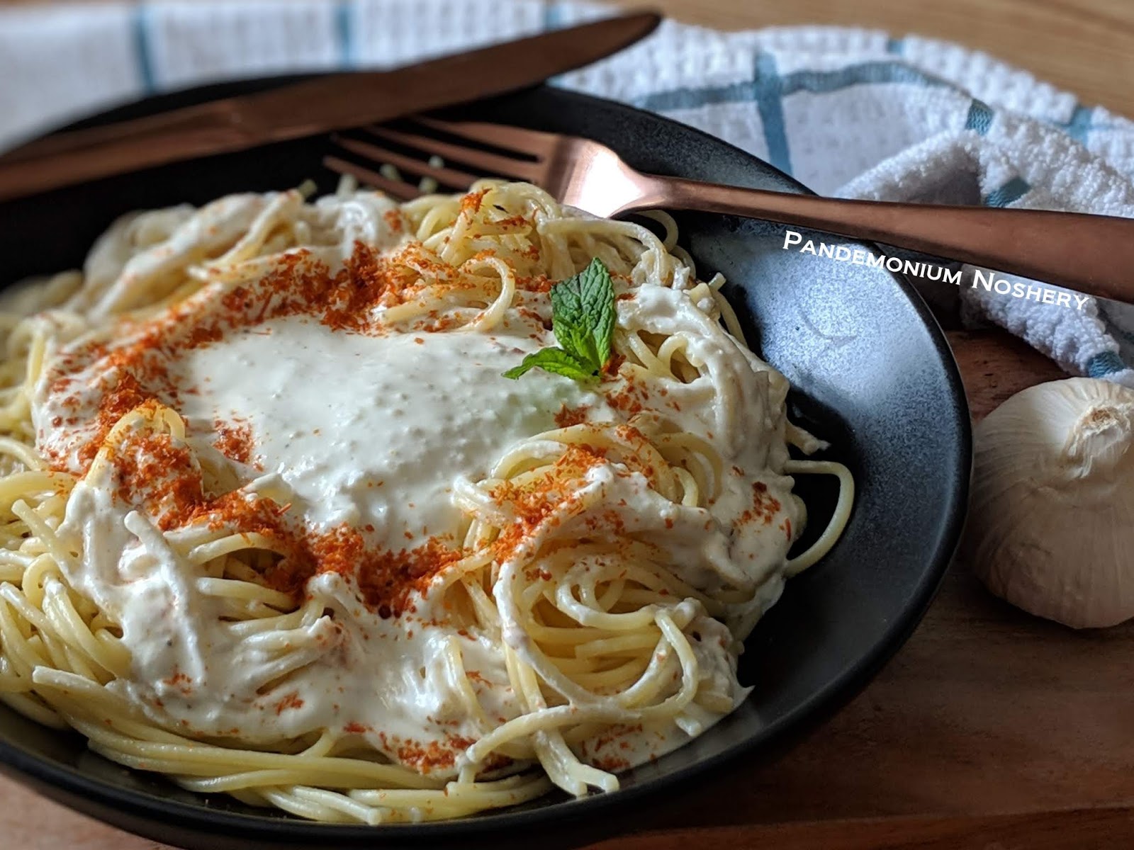 Ma’acaroni bel-laban - Middle Eastern Yogurt Pasta