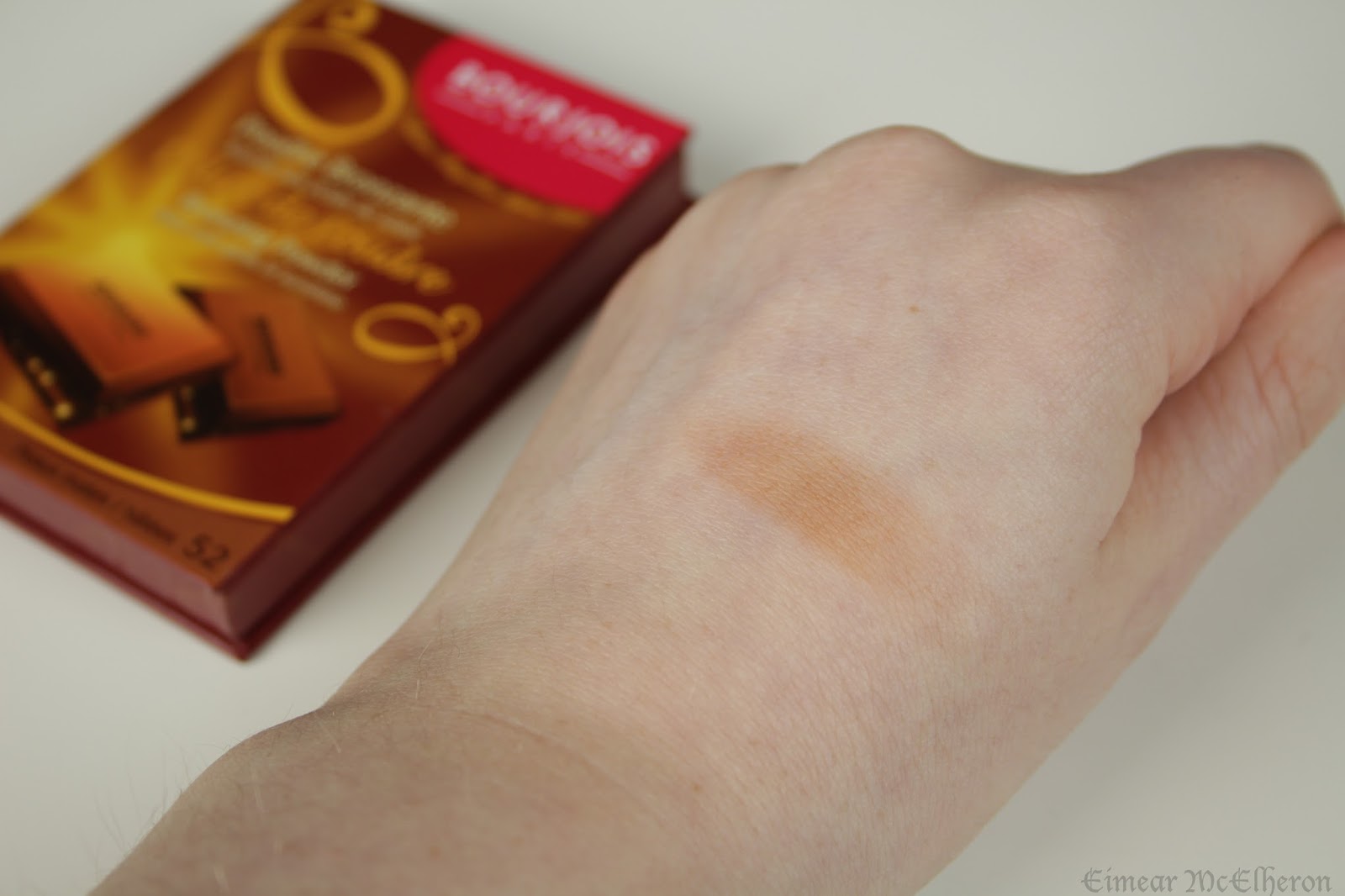 Eimear McElheron : Bourjois Delice de Poudre Bronzing Powder 52 Review