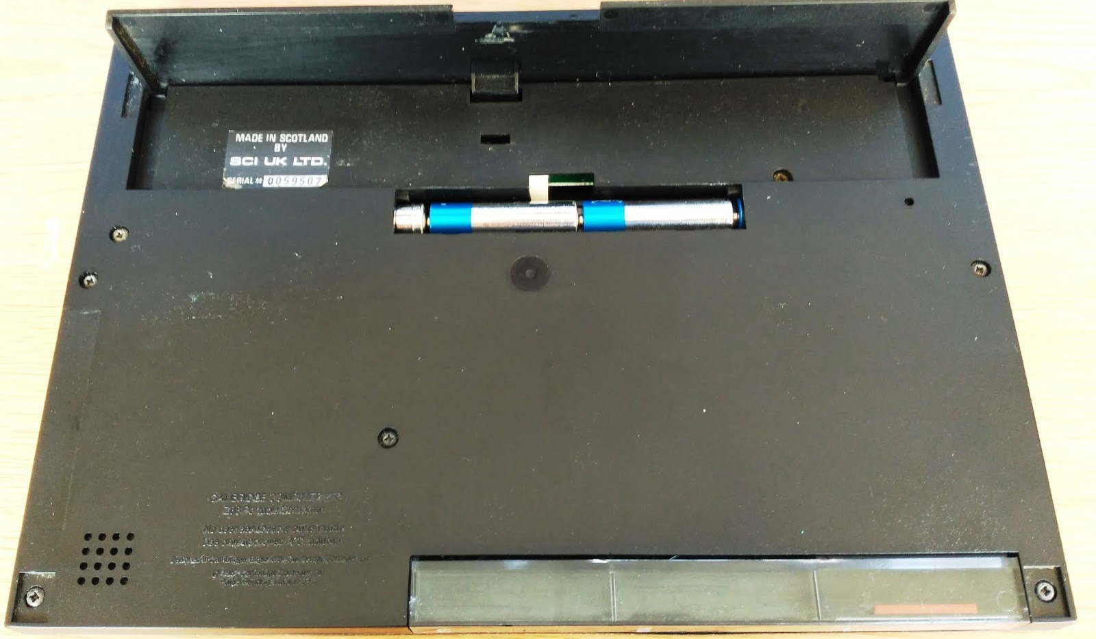 Retro Ordenadores Orty: Cambridge Computer Z88 (Portable Computer) (1987)