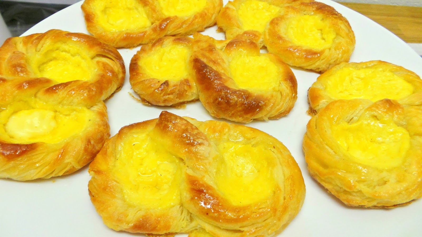 Lilian's Baking Inspiration: Puddingbrezel