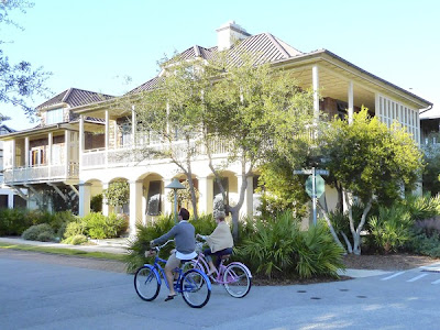 THOUGHTS ON ARCHITECTURE AND URBANISM: A bright future for New Urbanism???