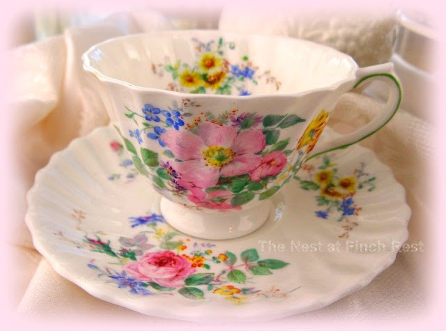 The Nest at Finch Rest: Teacup Thursday