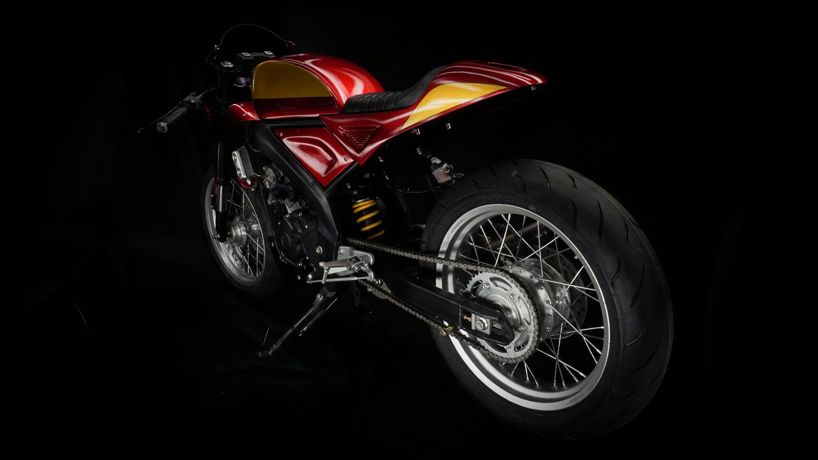 XSR 155 Sultan of sprint - RocketGarage - Cafe Racer Magazine