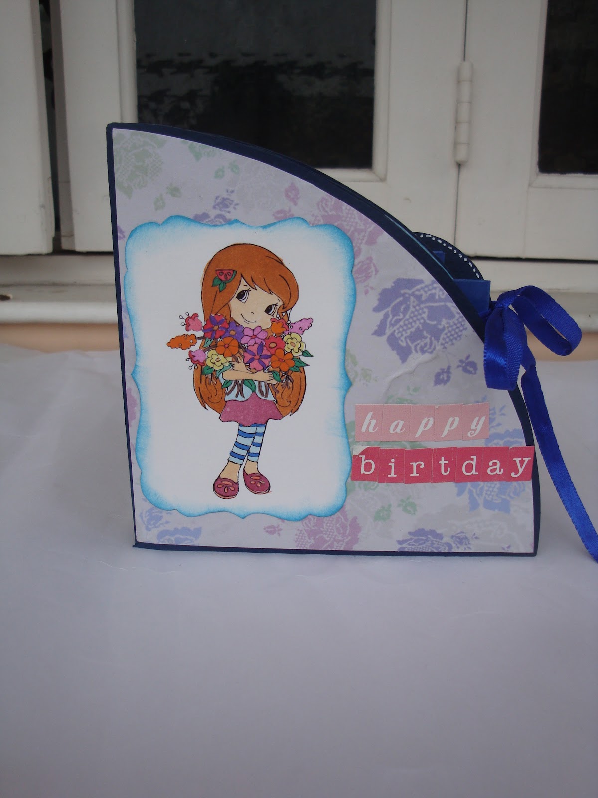 Something Sassy: circle flip book-take 2