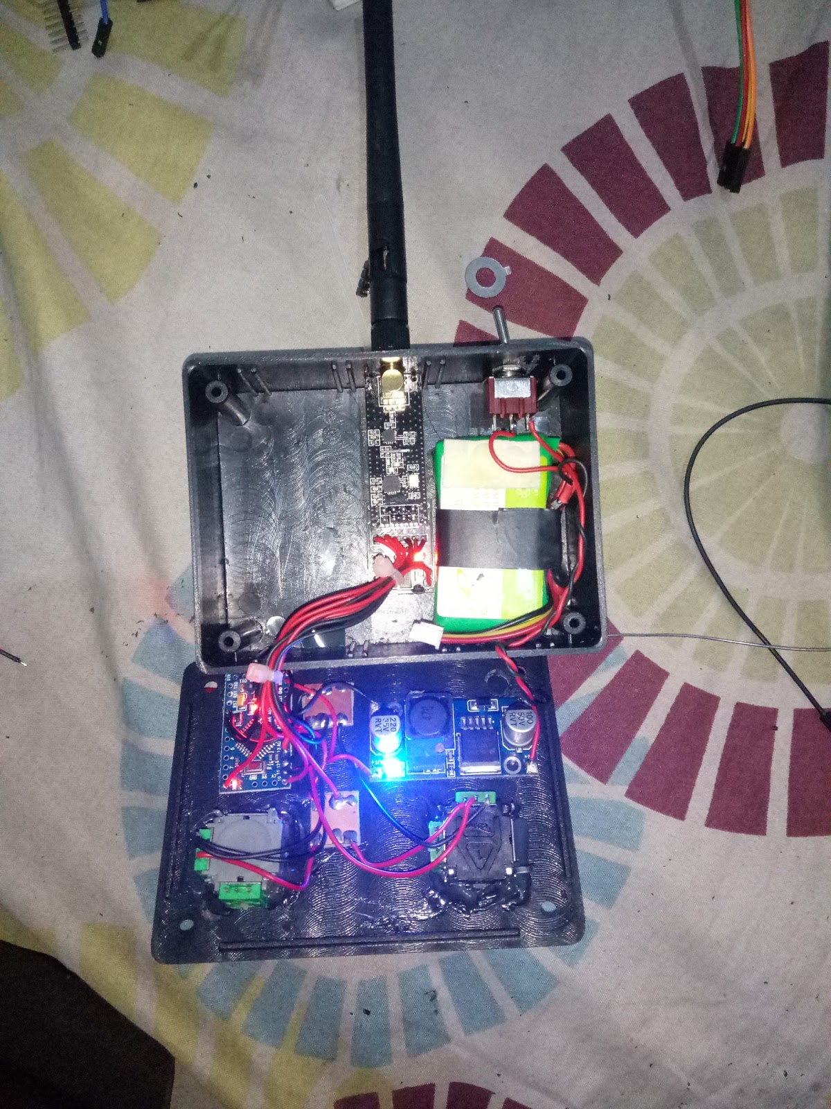 DIY RC CAR ARDUINO, NRF24L01, L298N DAN DILENGKAPI REALISTIC LIGHT ...