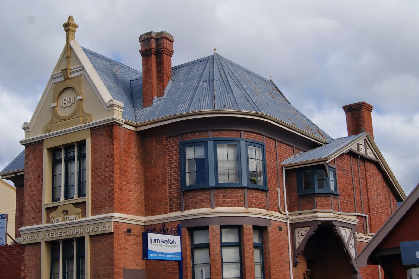 On The Convict Trail: Old New Town Post Office