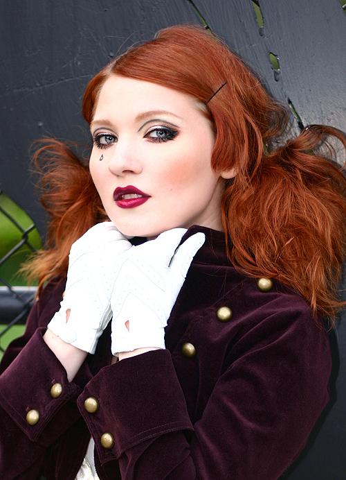 Beauty Unearthly: Doe Deere Lime Crime Biography...История создания бренда
