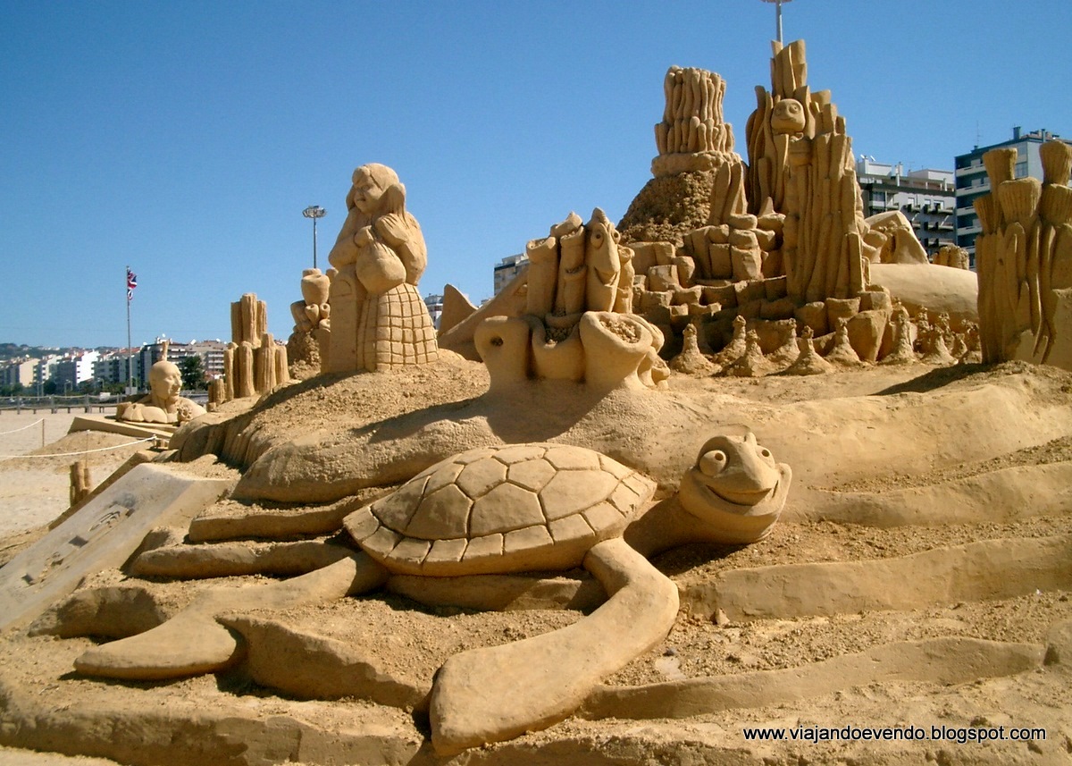 VIAJANDO...e vendo!: Construções na areia - Figueira da Foz