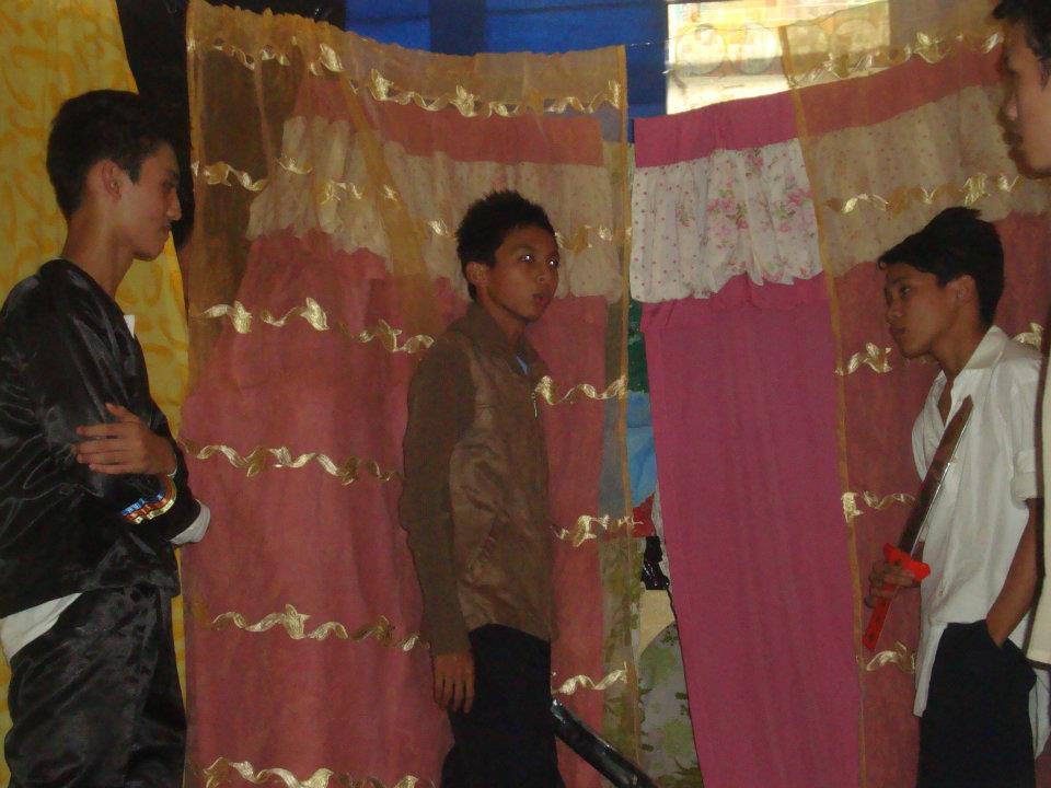 Florante at Laura: Ang Florante at Laura ng II-Napoleon Abueva