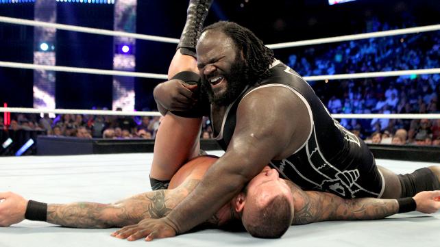 WWE In live!!!!: RANDY ORTON vs MARK HENRY