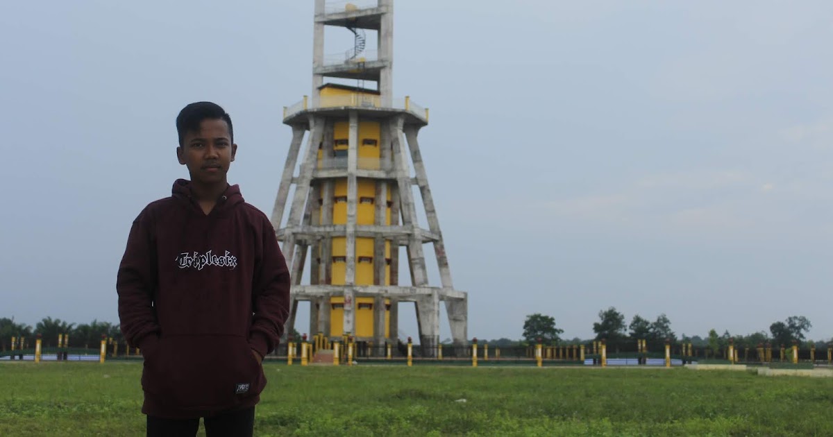 ALBUM FOTO DI ALUN-ALUN NANGA BULIK