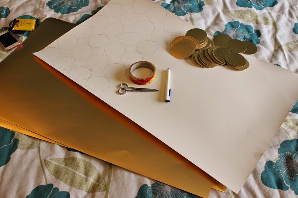 Ayesha's Creative Me!: DIY Fish Scale Wall Art