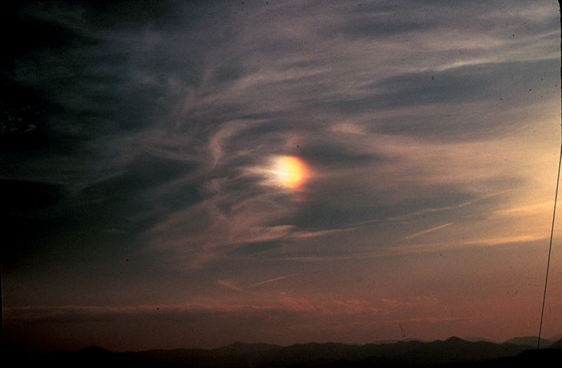 Villatri - Informaciones: EL FENÓMENO PARHELIO