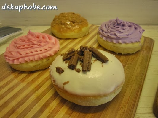 Baked Not Fried: Pan de Manila's Pan de Donuts
