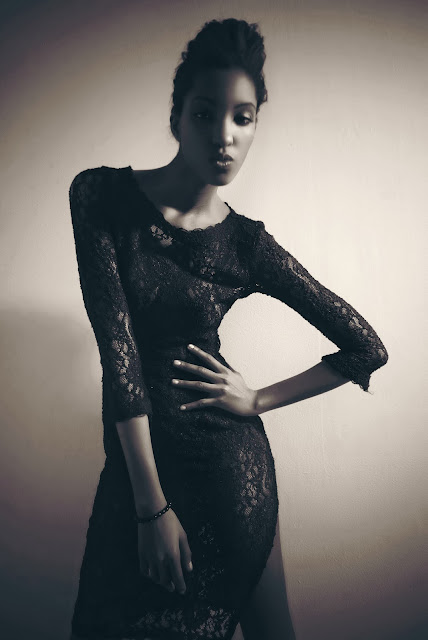 THRU THE EYES OF MAX : The Damsel....Featuring Lucy @The Felton Group