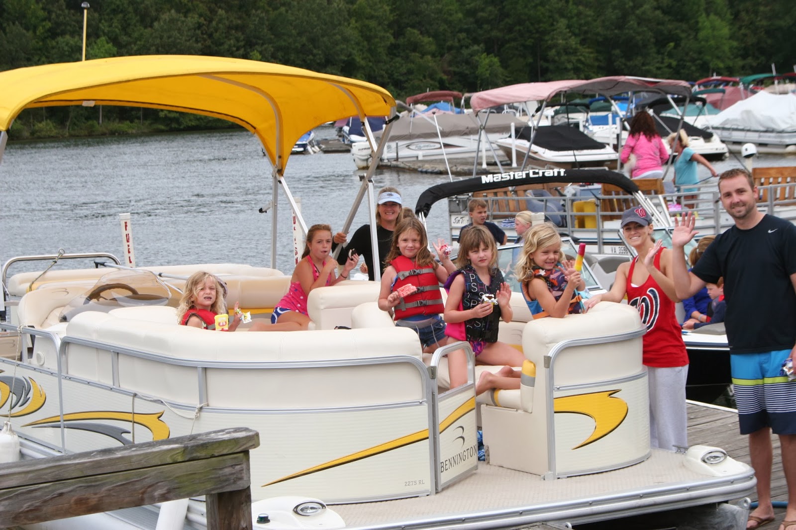 Fuel Docks - Anna Point Marina