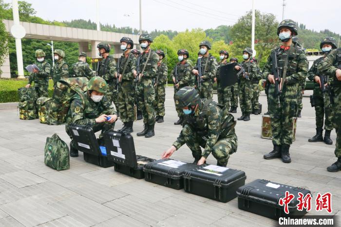 China Defense Blog: PAP Unit Of The Day: PAP of the Three Gorges Dam