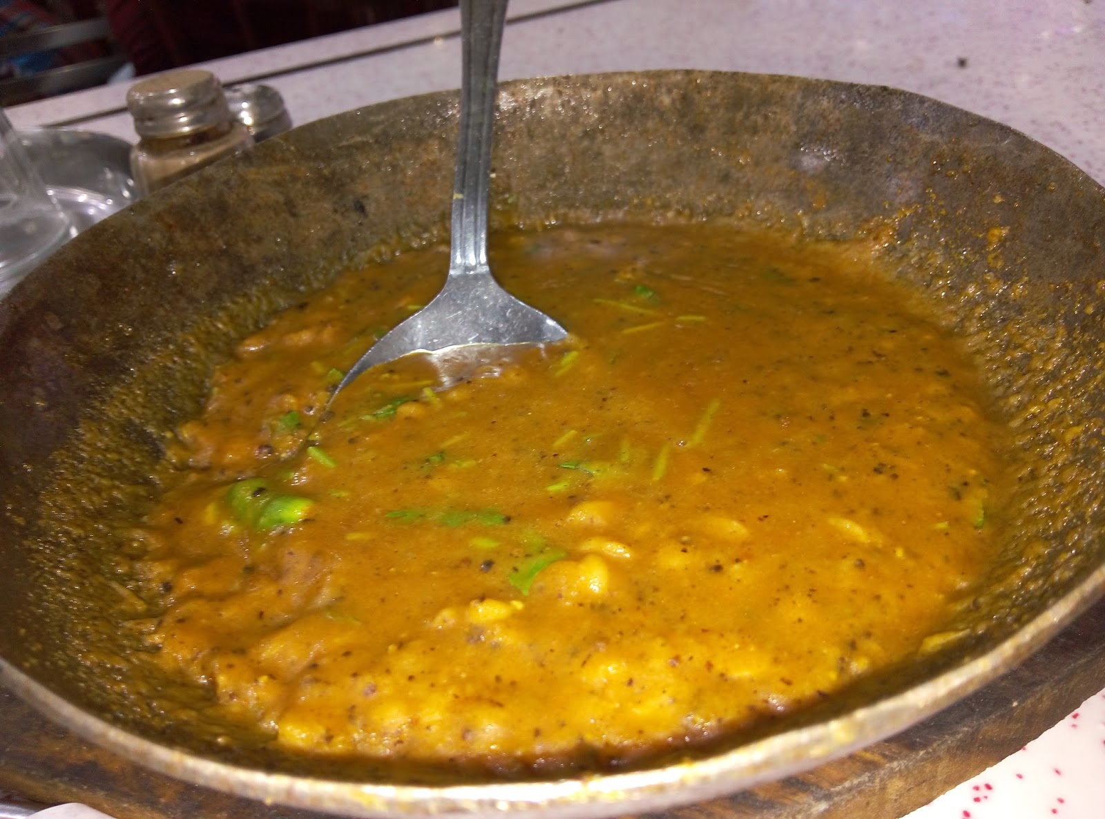 A Vegetarian's tryst with Food: Mission 2 - Daal & Roti - The Pakistani ...