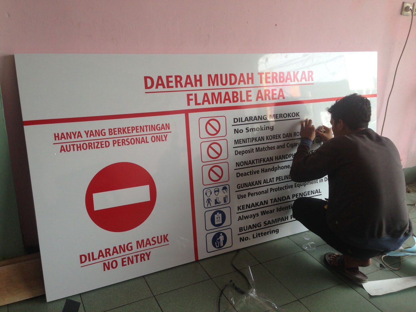 Pembuatan Rambu-rambu Jalan di Pekanbaru - Conical