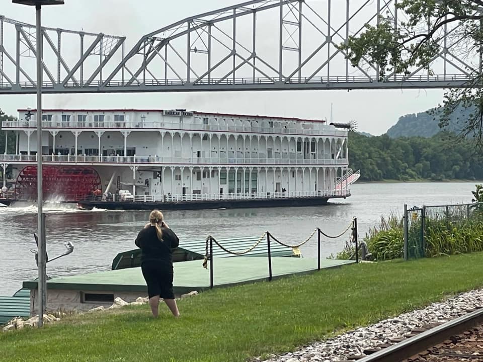 Industrial History: 1931 WI-82 Black Hawk Bridge over Mississippi River ...